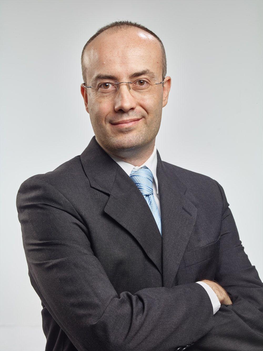 Corporate People Wallpapers - Top Free Corporate People Backgrounds ...