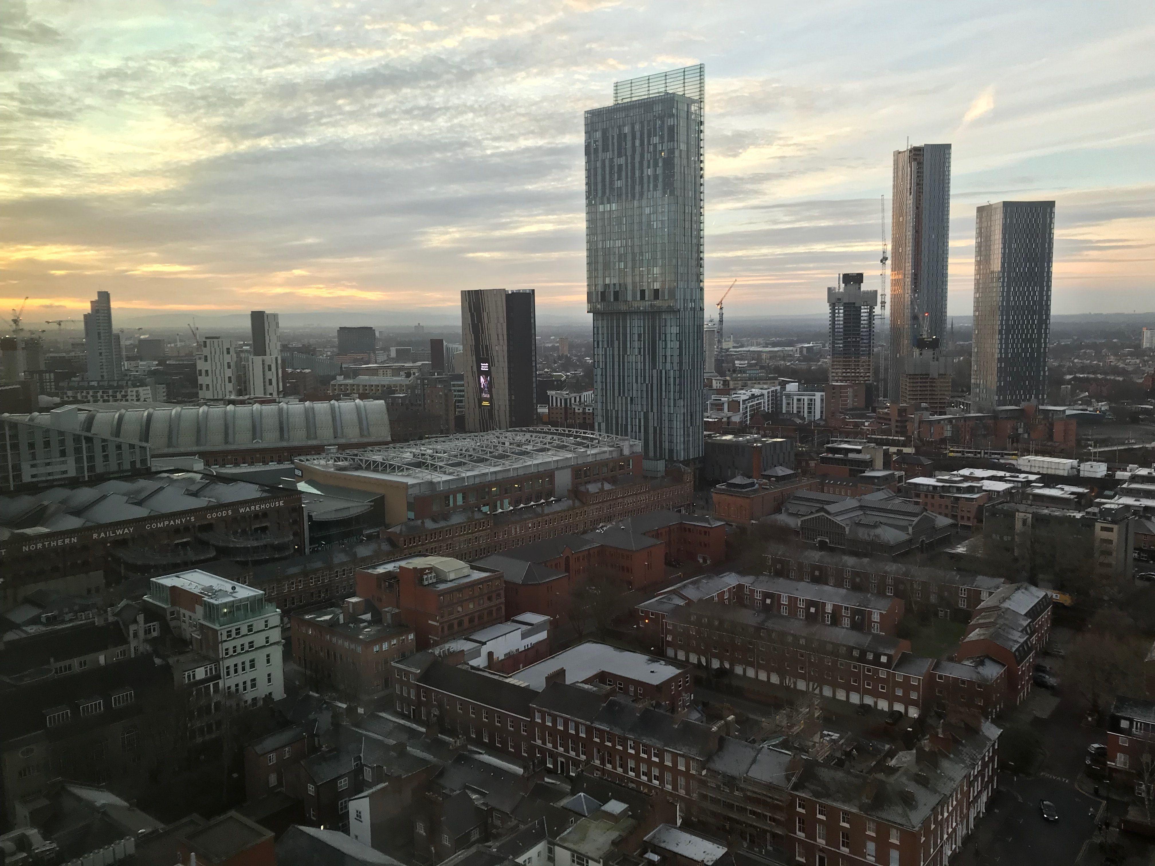 Manchester Skyline Wallpapers - Top Free Manchester Skyline Backgrounds ...