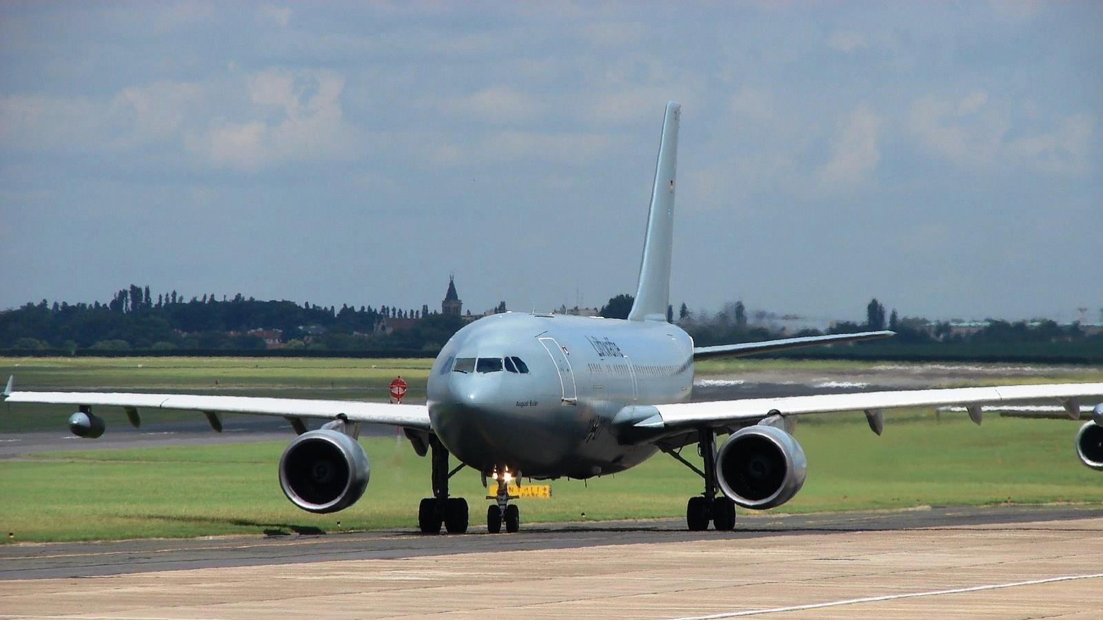 Airbus A330 Wallpapers - Top Free Airbus A330 Backgrounds - WallpaperAccess