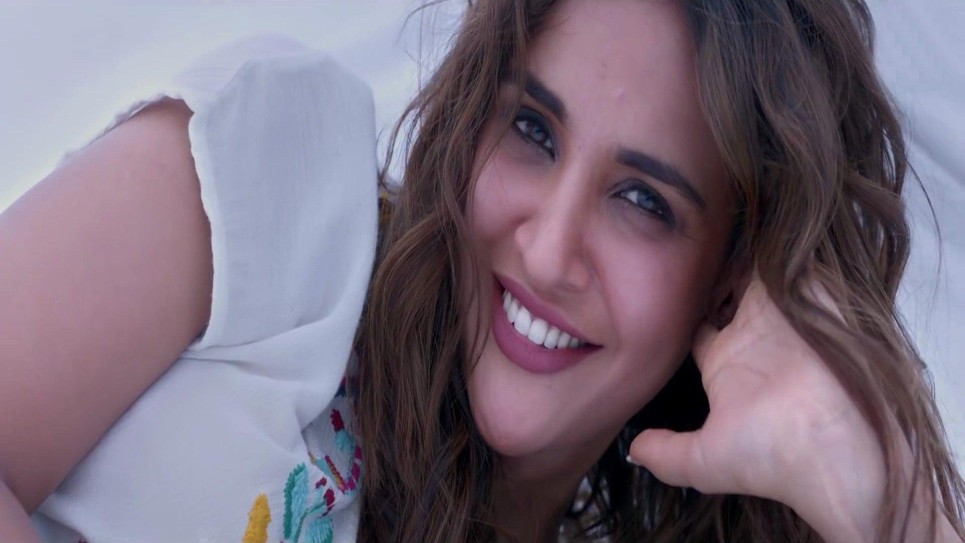 Aisha Sharma Wallpapers - Top Free Aisha Sharma Backgrounds ...