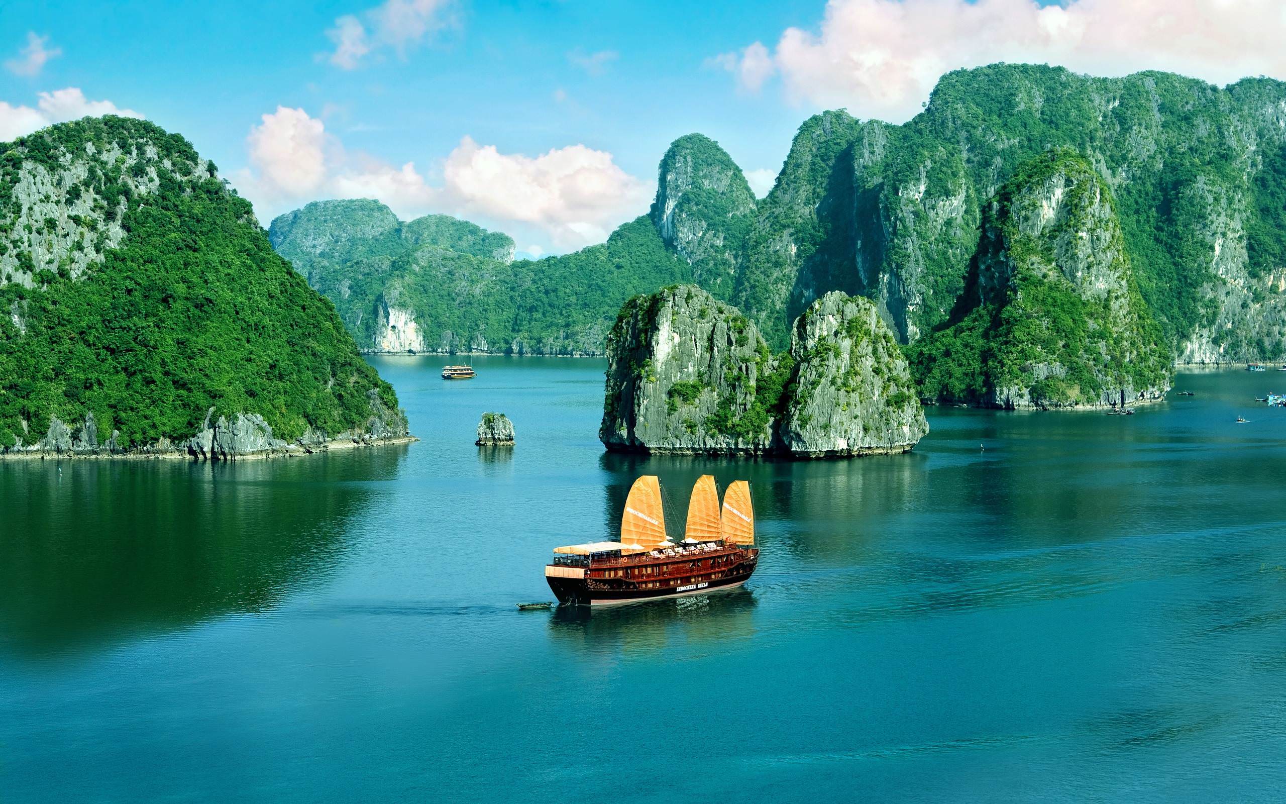 Vietnamese Wallpapers - Top Free Vietnamese Backgrounds - WallpaperAccess