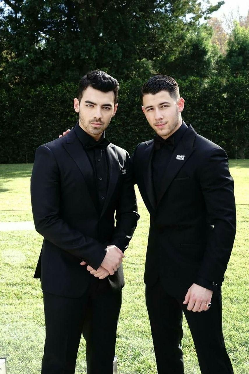 Joe Jonas Wallpapers - Top Free Joe Jonas Backgrounds - WallpaperAccess