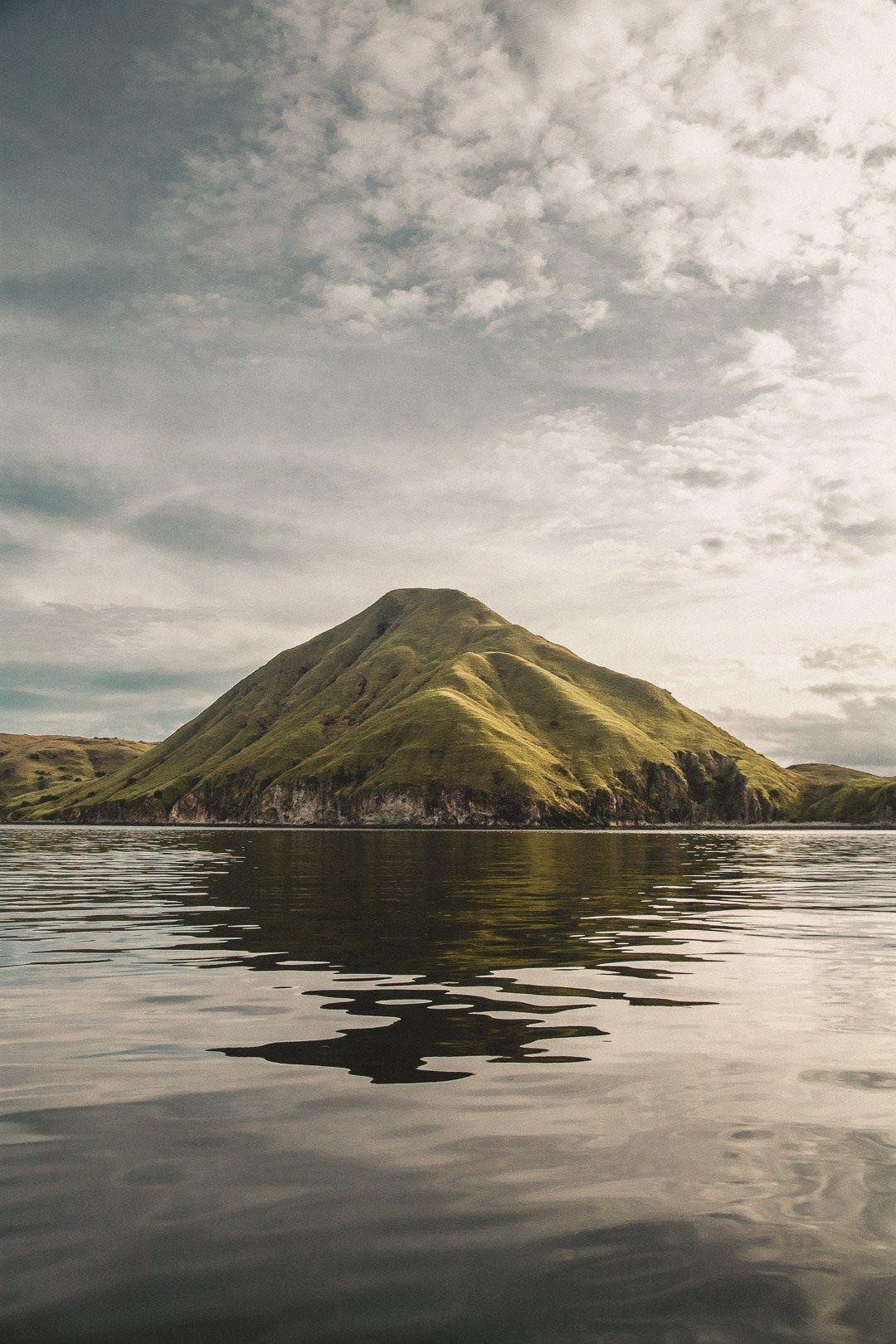 Labuan Bajo Wallpapers - Top Free Labuan Bajo Backgrounds - WallpaperAccess