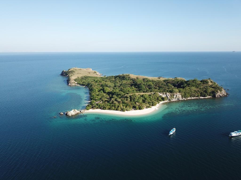 Labuan Bajo Wallpapers - Top Free Labuan Bajo Backgrounds - WallpaperAccess