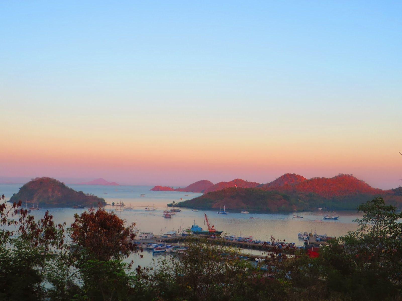 Labuan Bajo Wallpapers - Top Free Labuan Bajo Backgrounds - WallpaperAccess