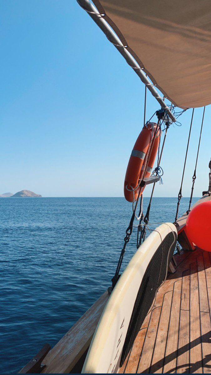 Labuan Bajo Wallpapers - Top Free Labuan Bajo Backgrounds - WallpaperAccess