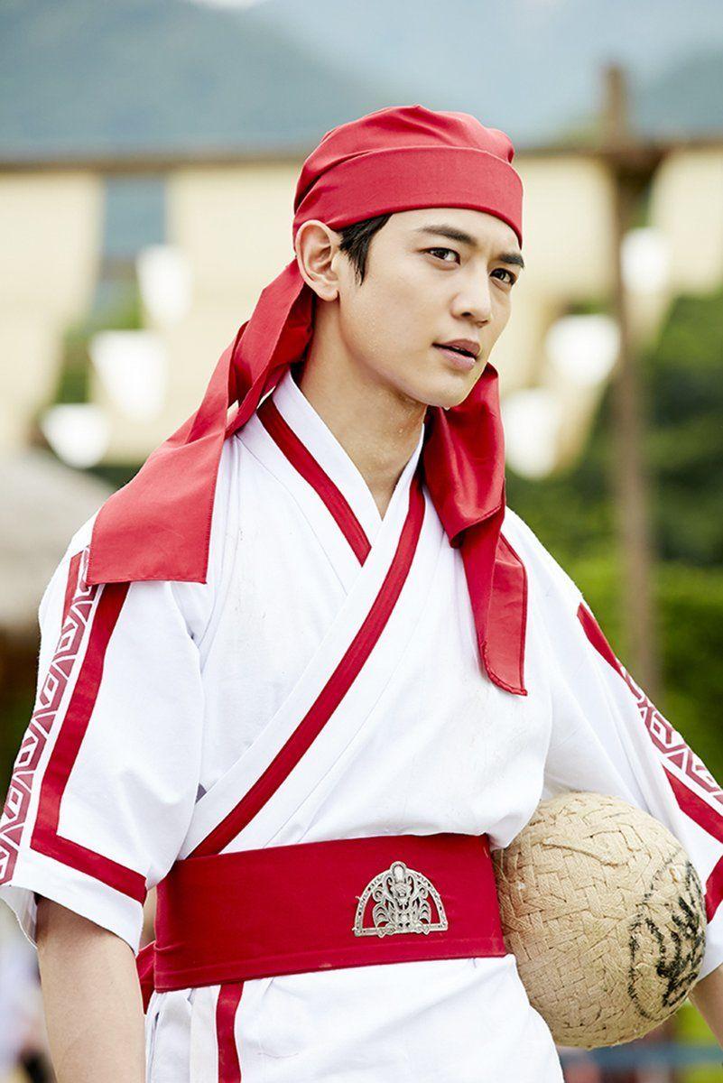 Choi Min Ho Wallpapers - Top Free Choi Min Ho Backgrounds - WallpaperAccess