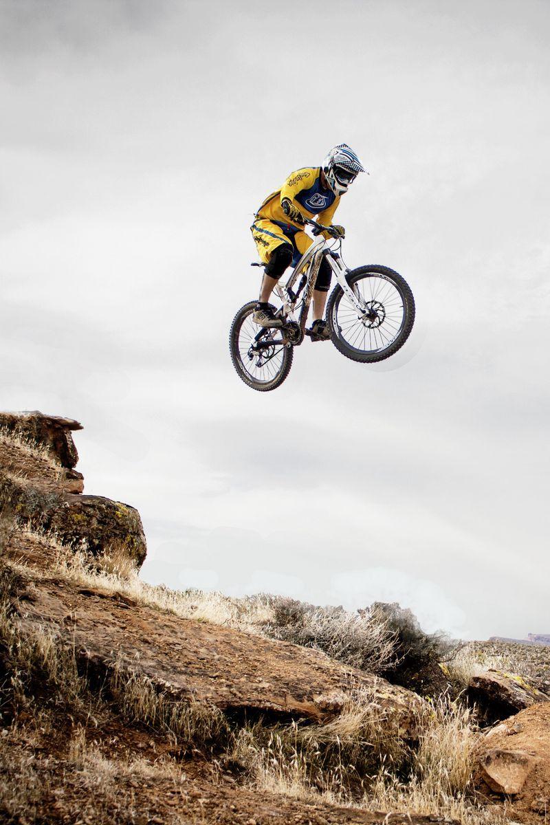 Dirt Jump Wallpapers - Top Free Dirt Jump Backgrounds - WallpaperAccess