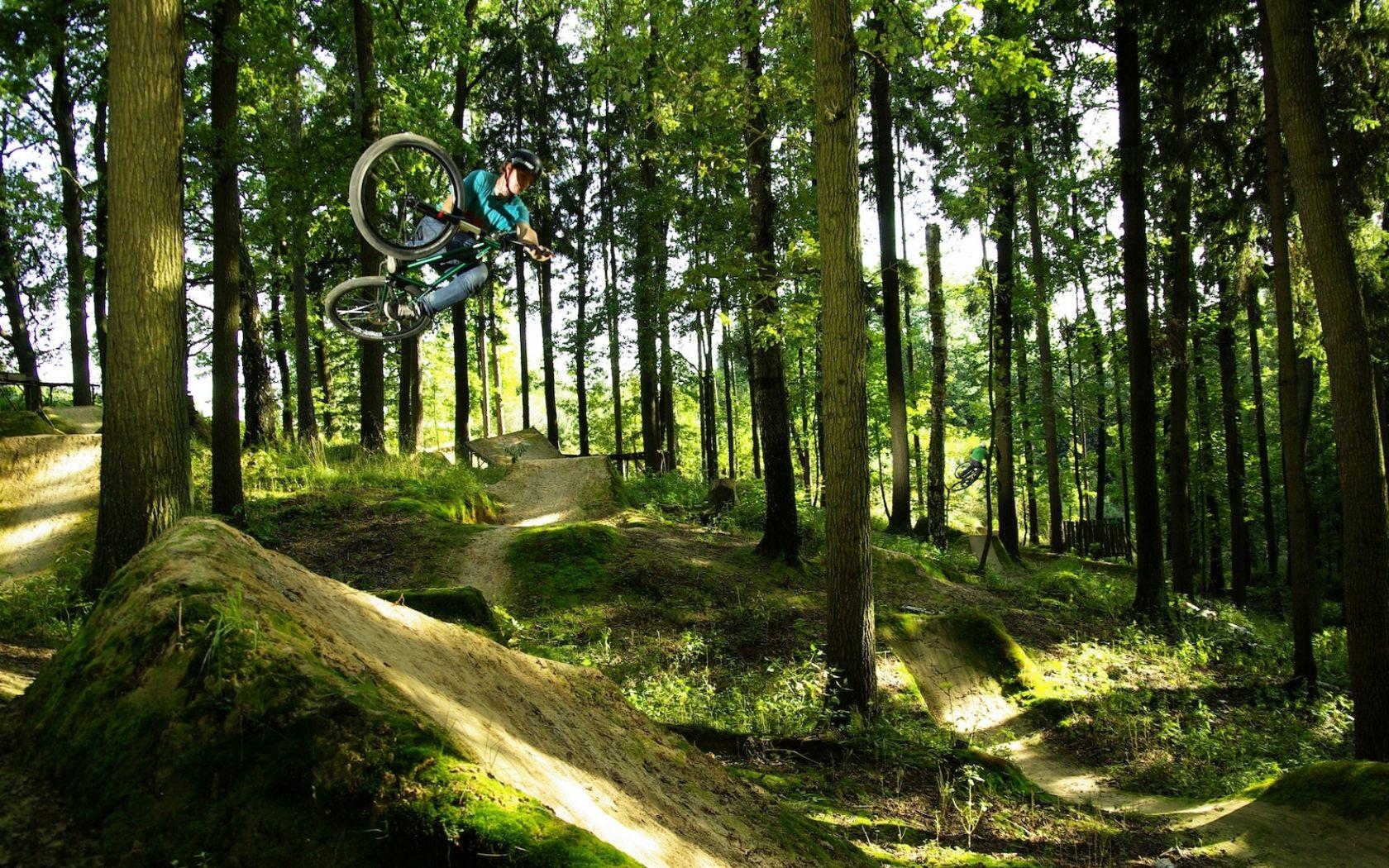 Dirt Jump Wallpapers - Top Free Dirt Jump Backgrounds - WallpaperAccess