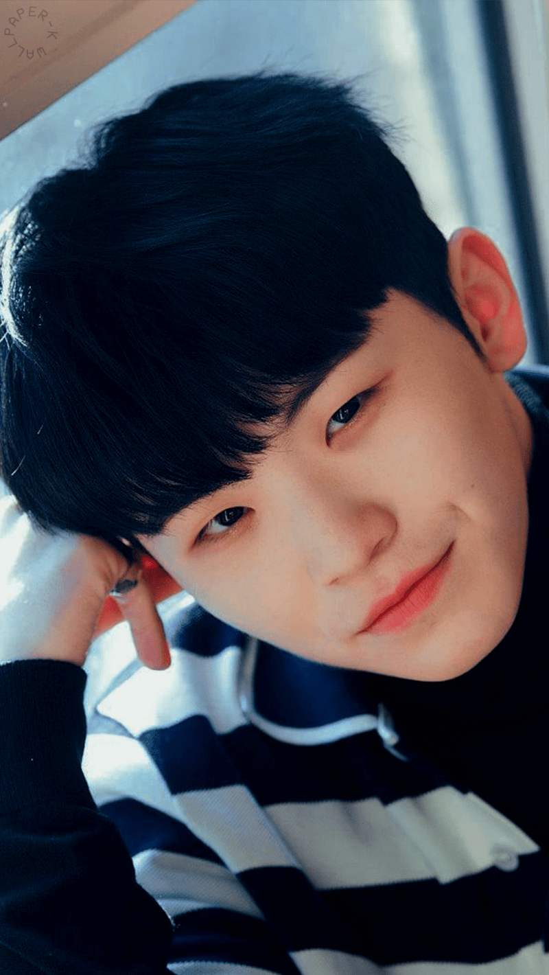 Seventeen Woozi Wallpapers - Top Free Seventeen Woozi Backgrounds - WallpaperAccess