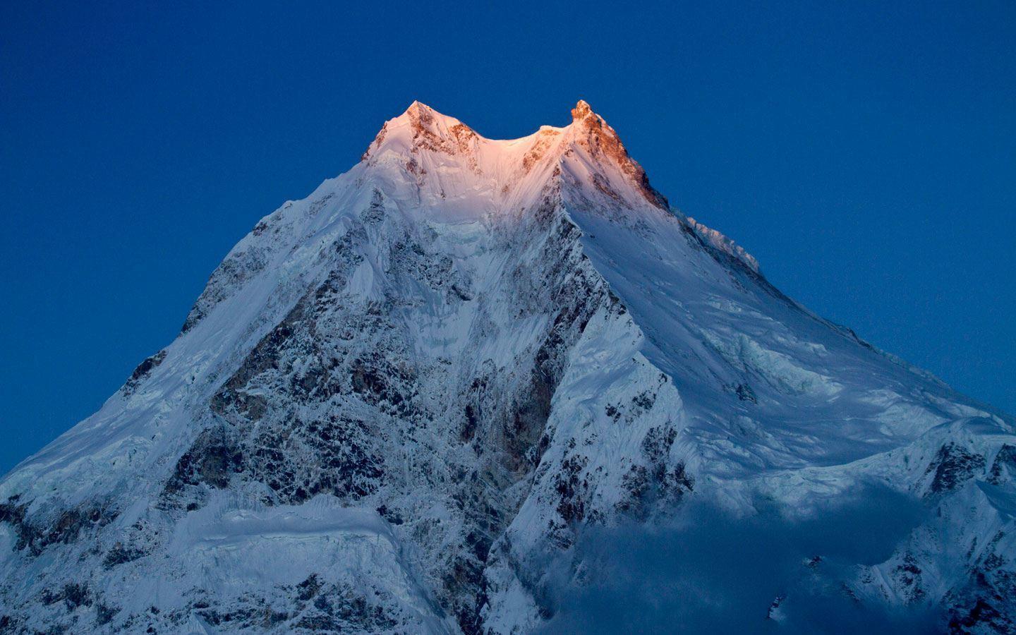 Manaslu Wallpapers - Top Free Manaslu Backgrounds - WallpaperAccess