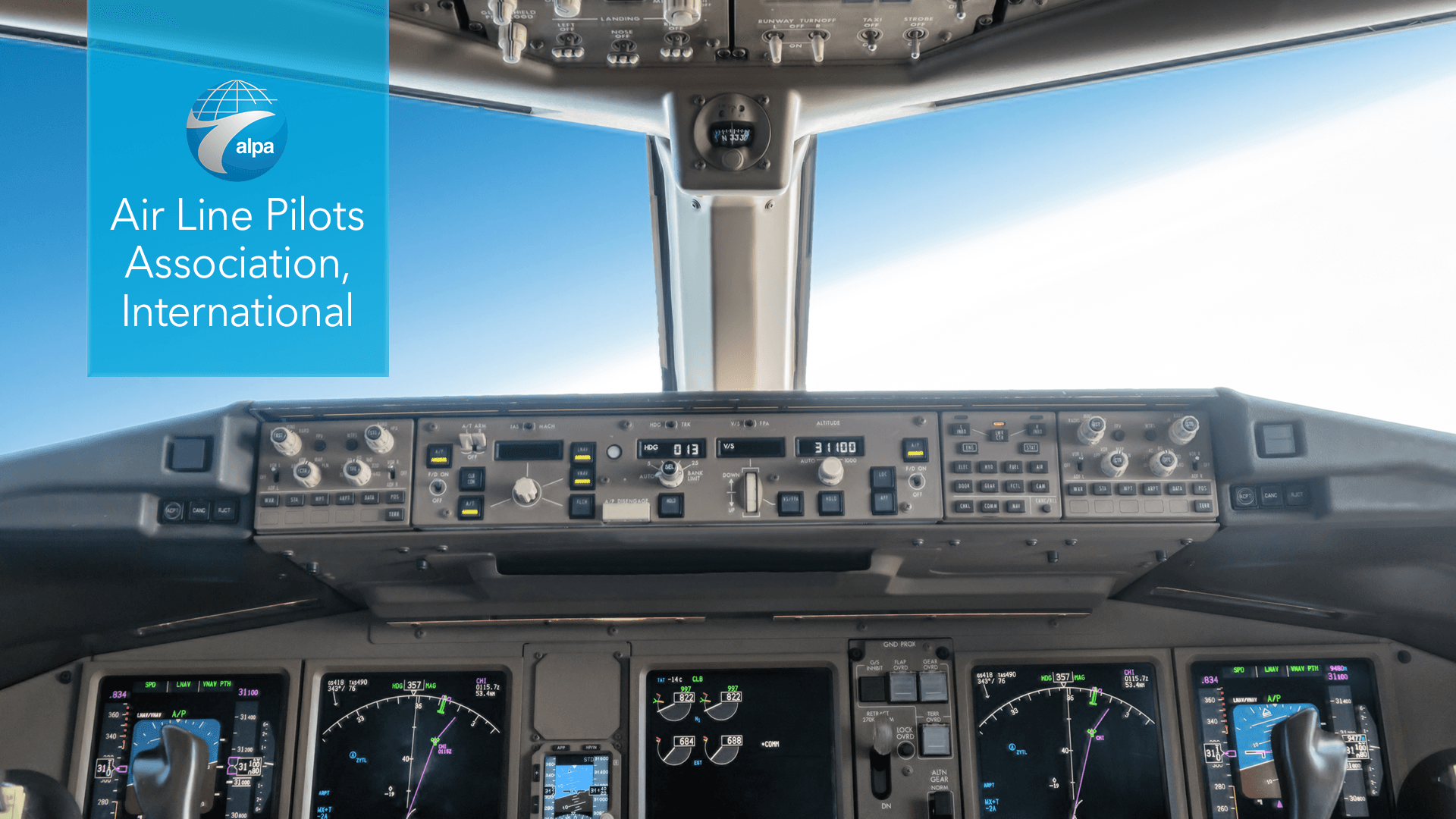 Airline Pilot Wallpapers - Top Free Airline Pilot Backgrounds ...