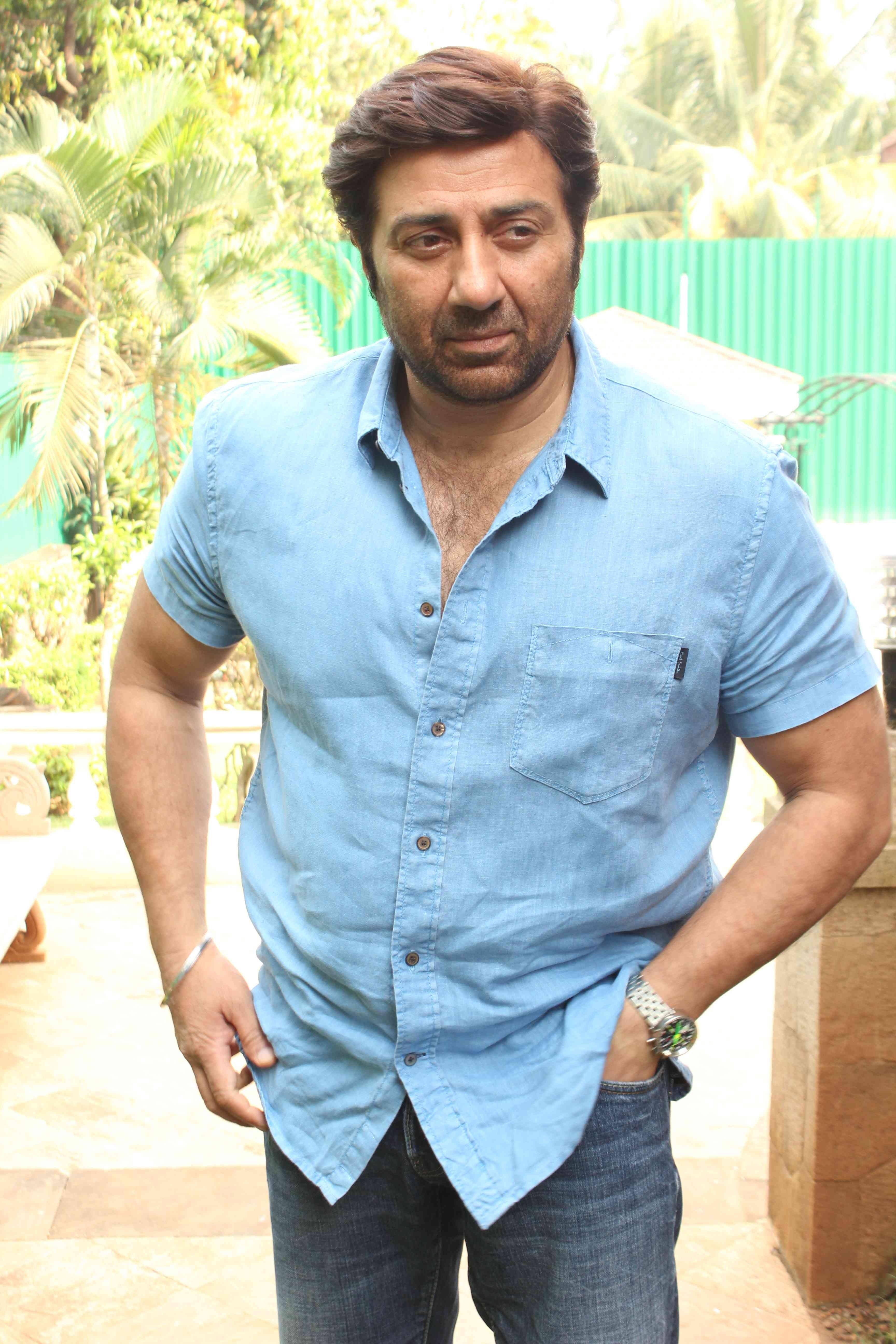 Sunny Deol Wallpapers - Top Free Sunny Deol Backgrounds - WallpaperAccess