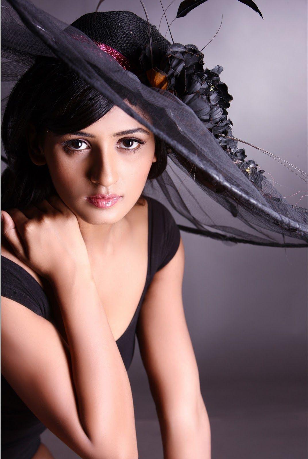 Shakti Mohan Wallpapers - Top Free Shakti Mohan Backgrounds ...