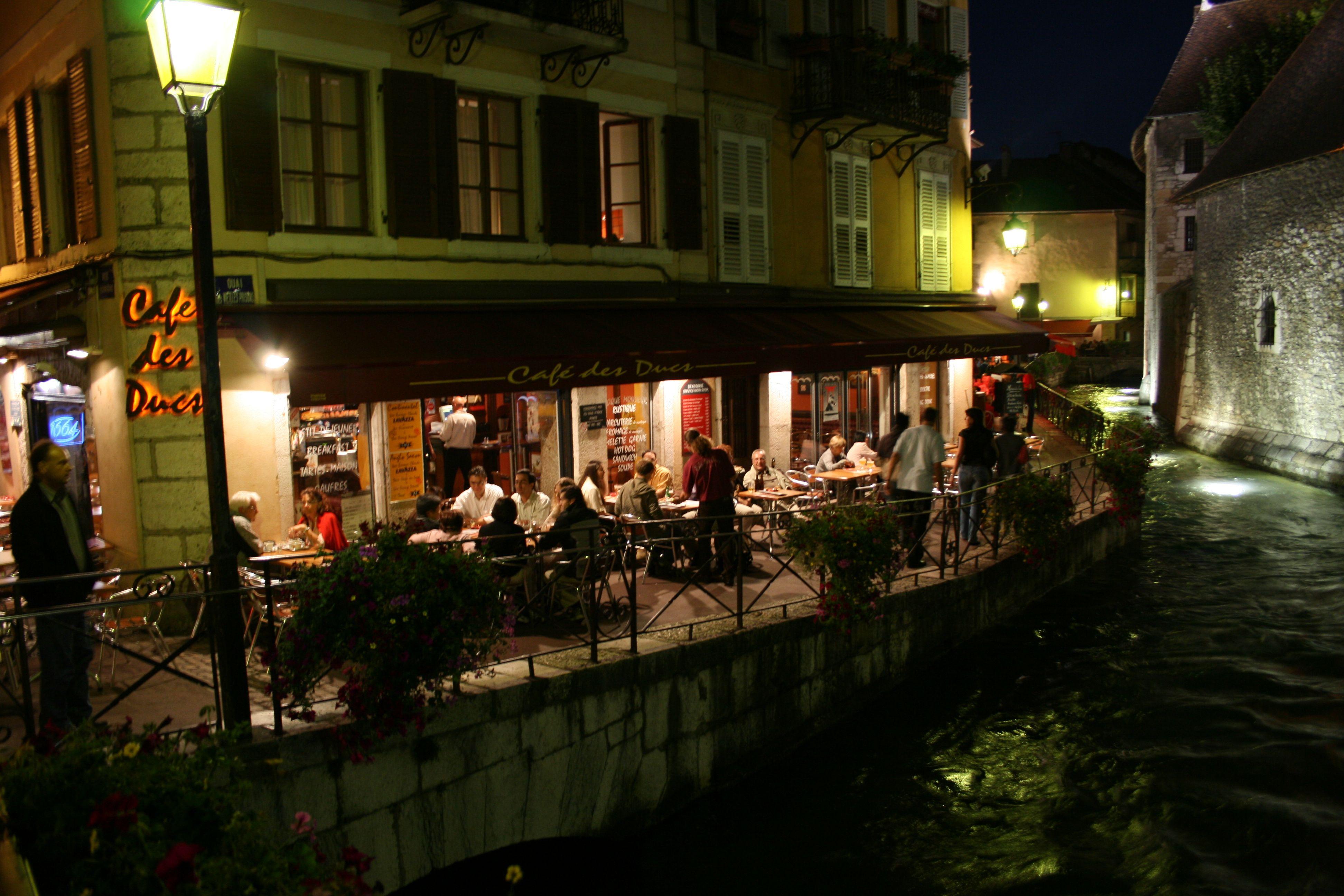 Annecy Wallpapers - Top Free Annecy Backgrounds - WallpaperAccess