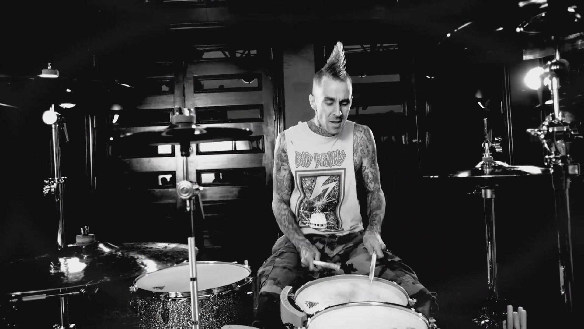 Travis Barker Wallpapers - Top Free Travis Barker Backgrounds ...