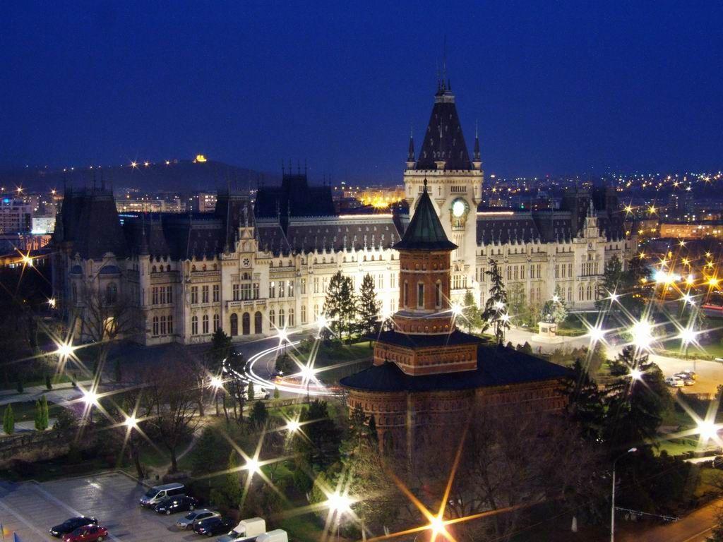 Romania at Night Wallpapers - Top Free Romania at Night Backgrounds ...