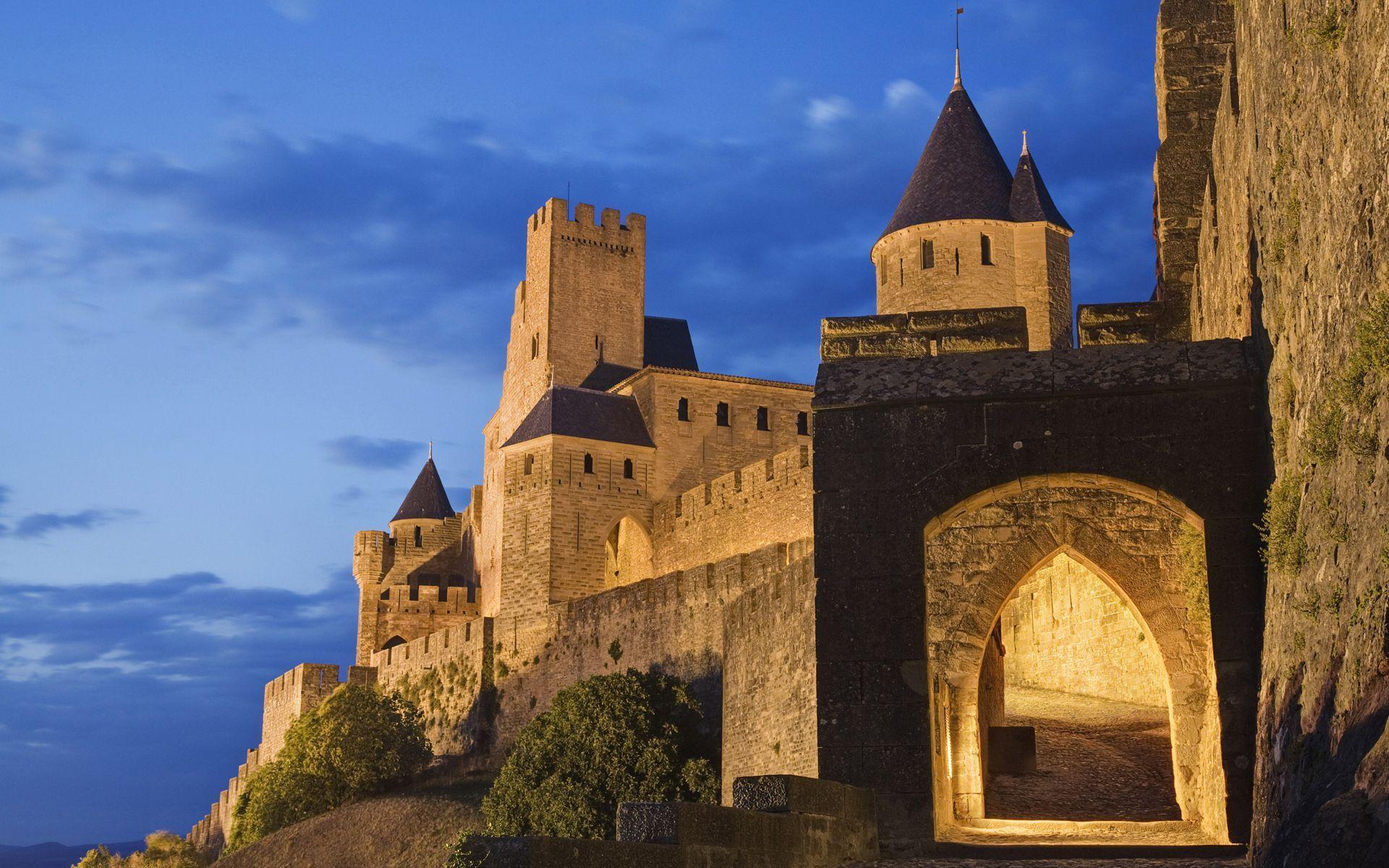European Castle Wallpapers - Top Free European Castle Backgrounds ...