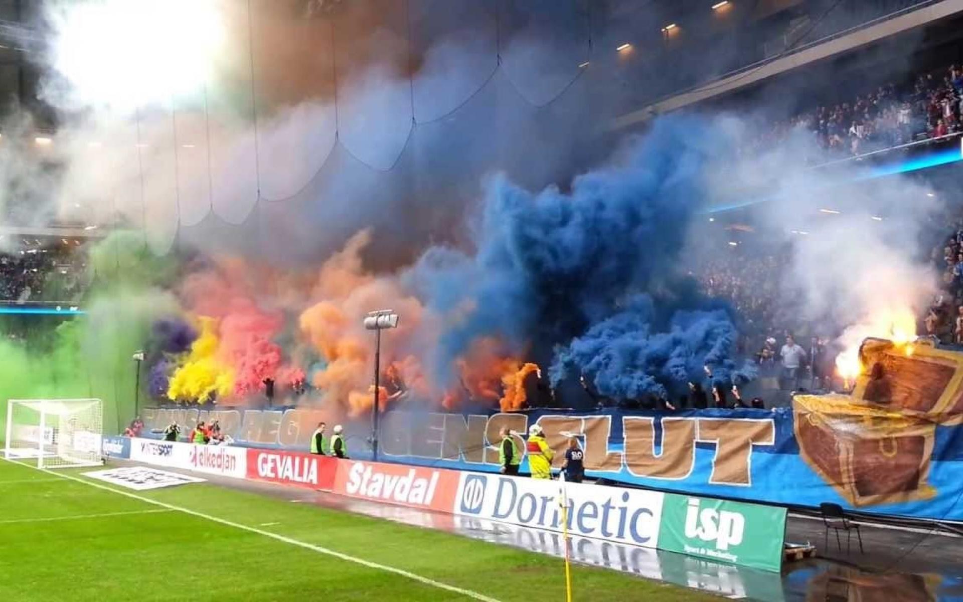 Football Fans Wallpapers - Top Free Football Fans Backgrounds ...