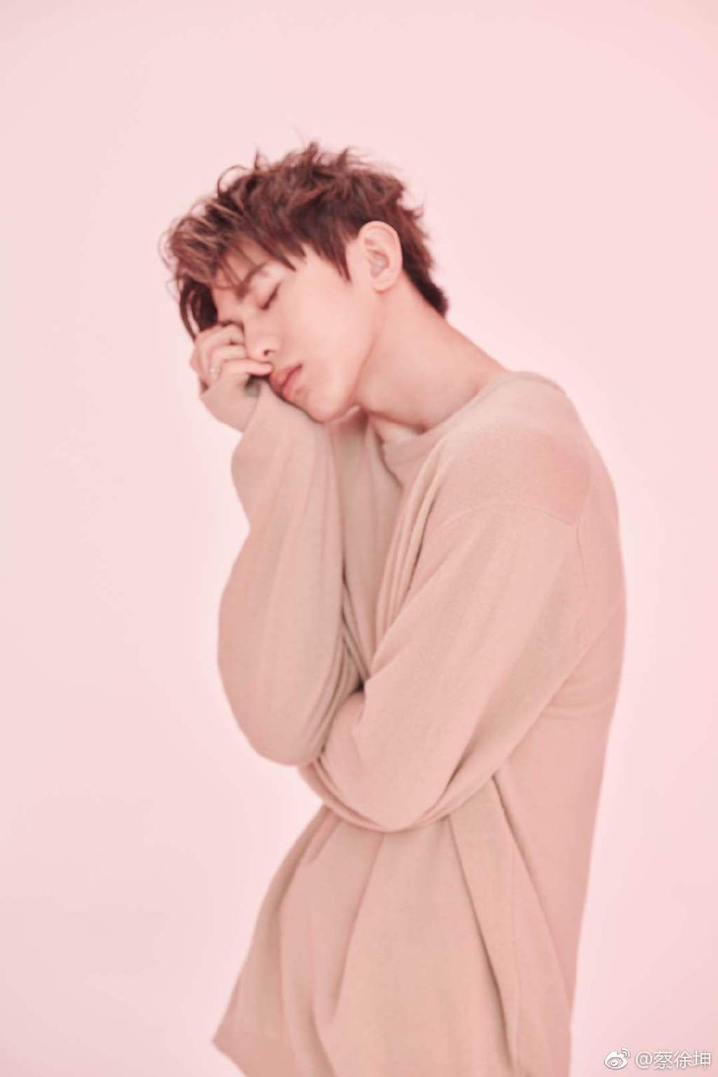 Cai Xukun Wallpapers - Top Free Cai Xukun Backgrounds - WallpaperAccess