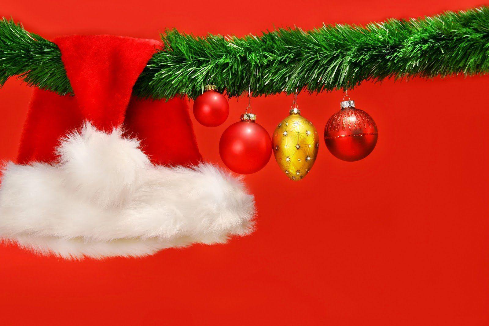 Red and Green Christmas Wallpapers - Top Free Red and Green Christmas ...