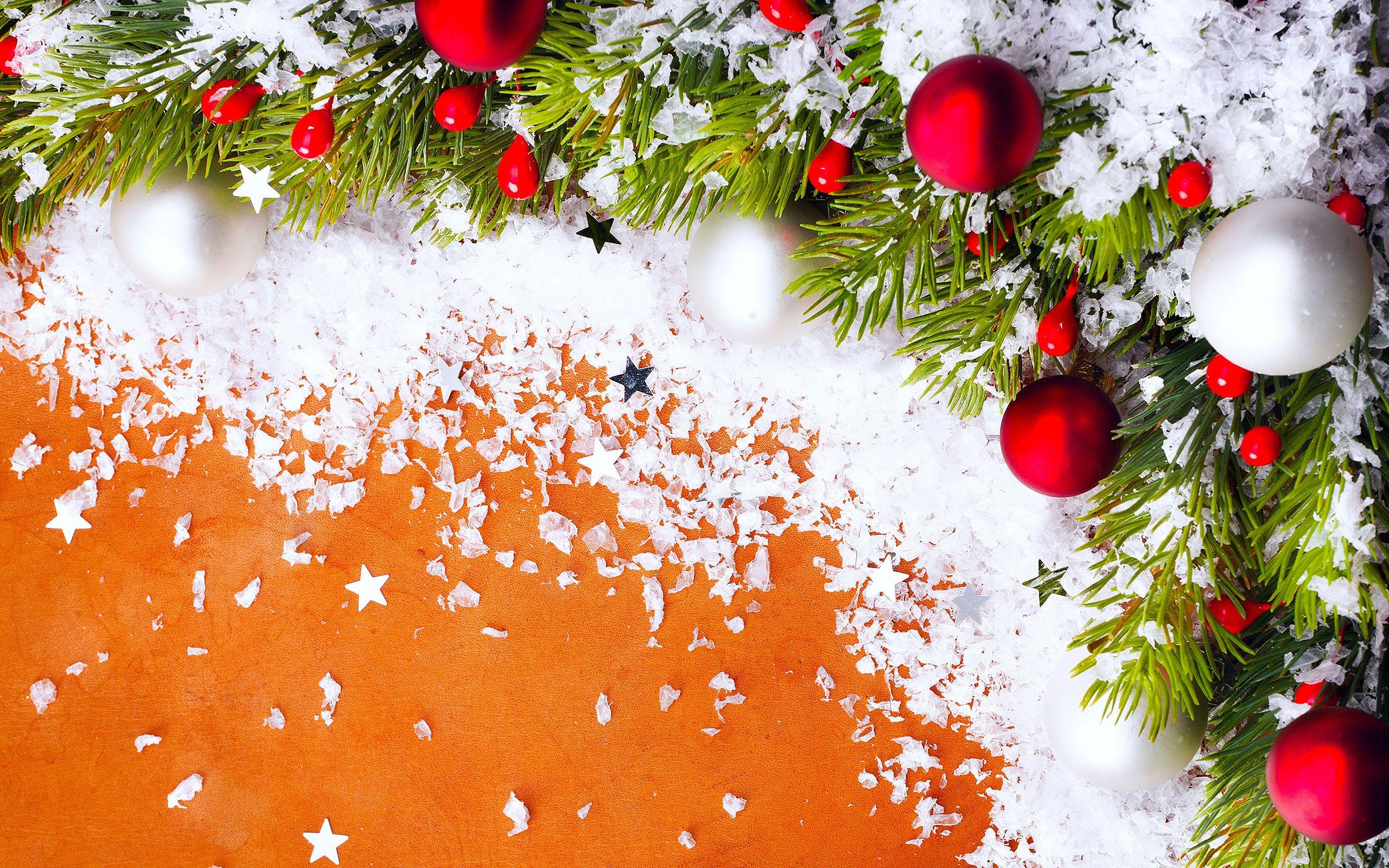 Red and Green Christmas Wallpapers - Top Free Red and Green Christmas ...