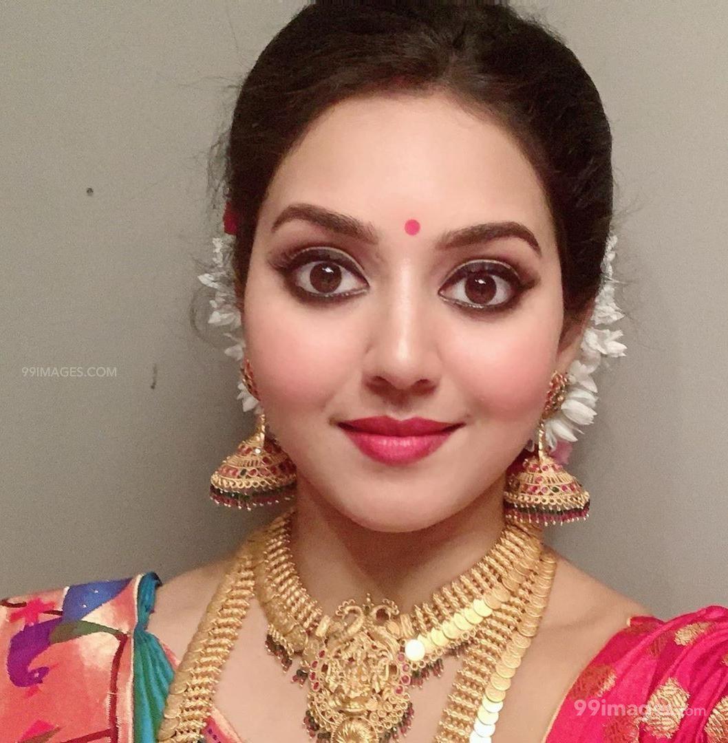 Vidhya Wallpapers - Top Free Vidhya Backgrounds - WallpaperAccess