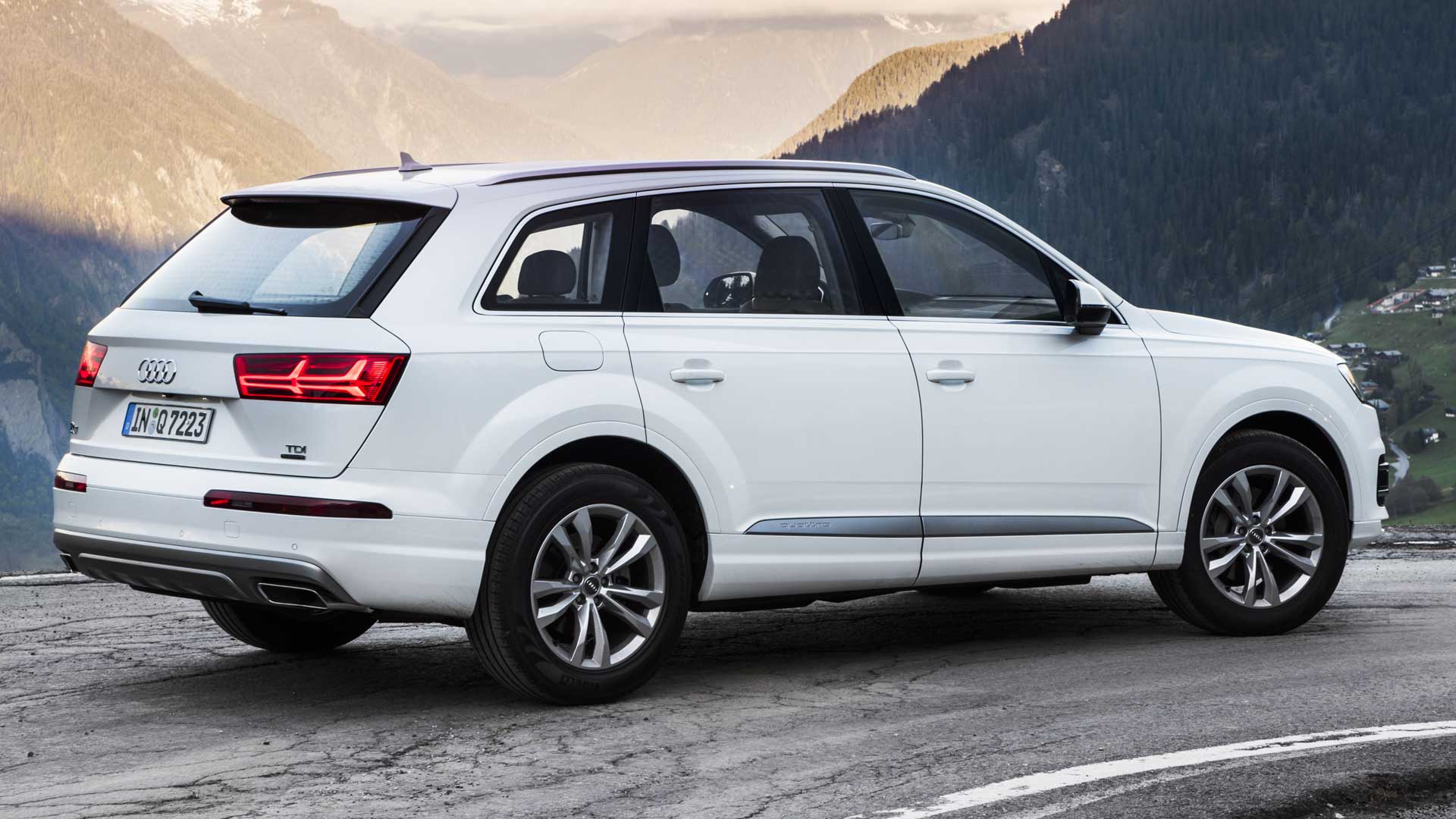 Audi Q7 Car Wallpapers - Top Free Audi Q7 Car Backgrounds - WallpaperAccess