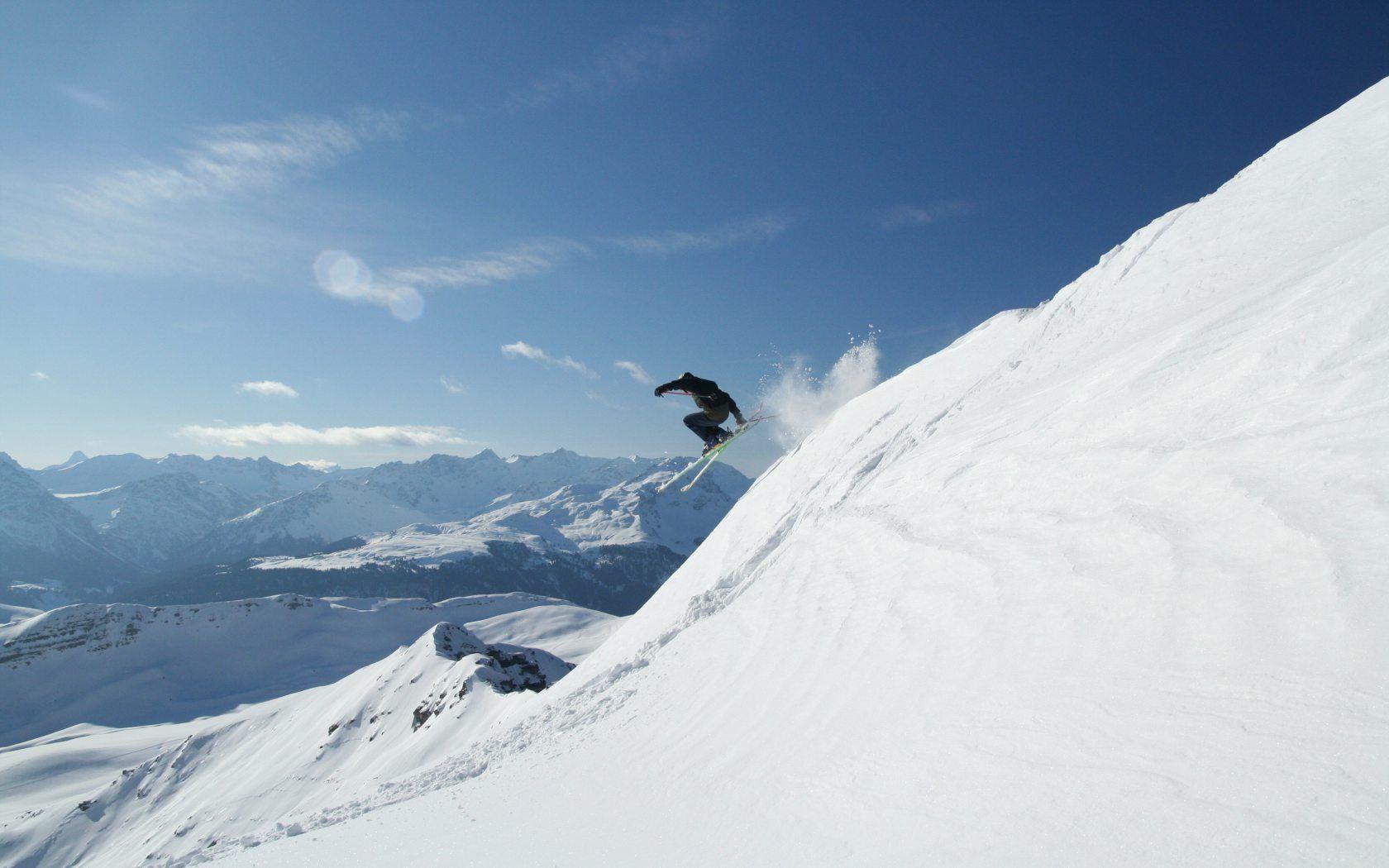 Skiing Wallpapers - Top Free Skiing Backgrounds - WallpaperAccess