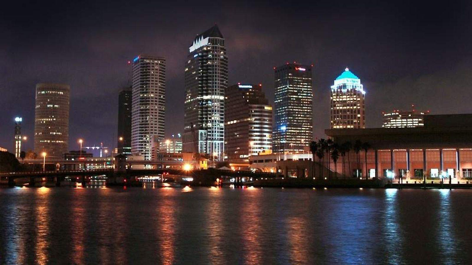 Tampa Skyline Wallpapers - Top Free Tampa Skyline Backgrounds ...