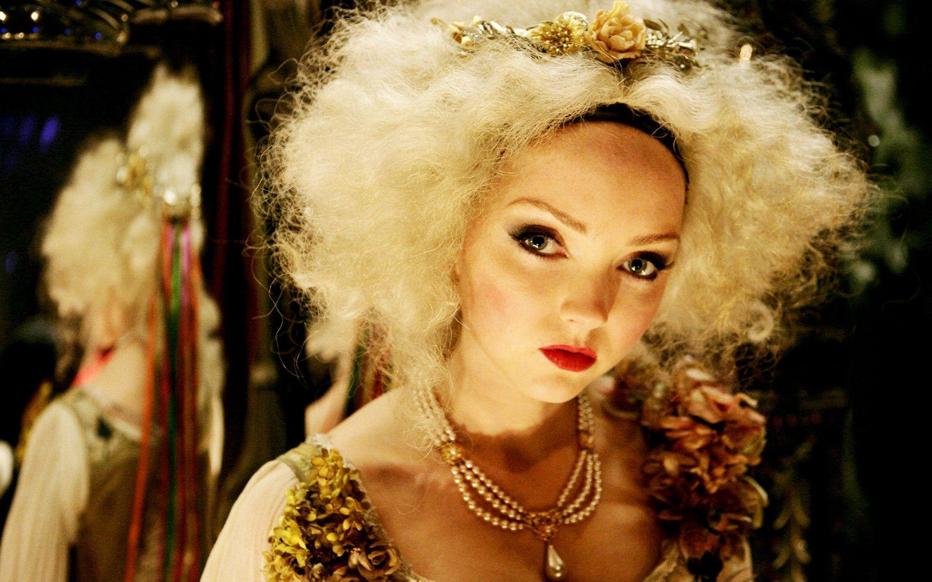 Lily Cole Wallpapers - Top Free Lily Cole Backgrounds - WallpaperAccess