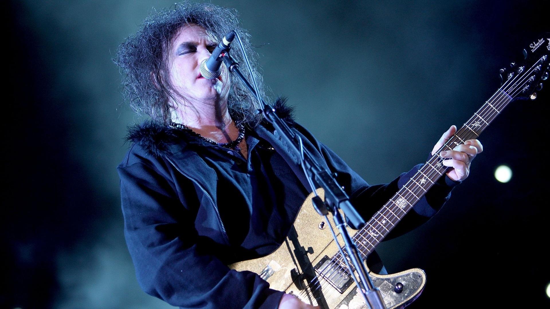 Robert Smith Wallpapers - Top Free Robert Smith Backgrounds ...