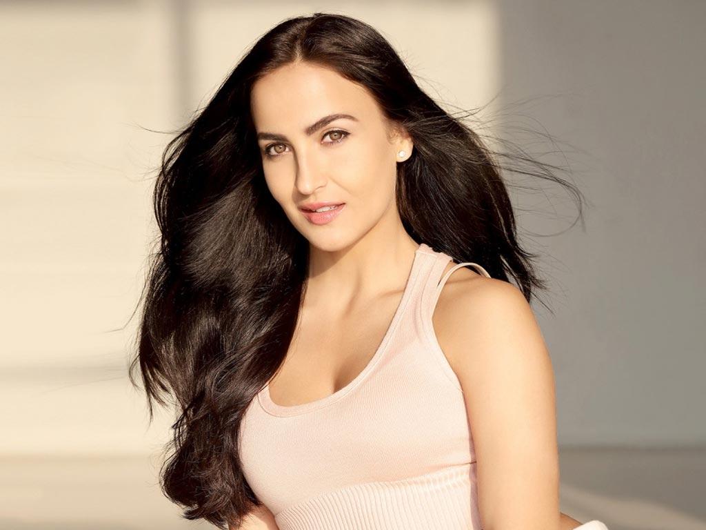 Elli Avram Wallpapers - Top Free Elli Avram Backgrounds - WallpaperAccess
