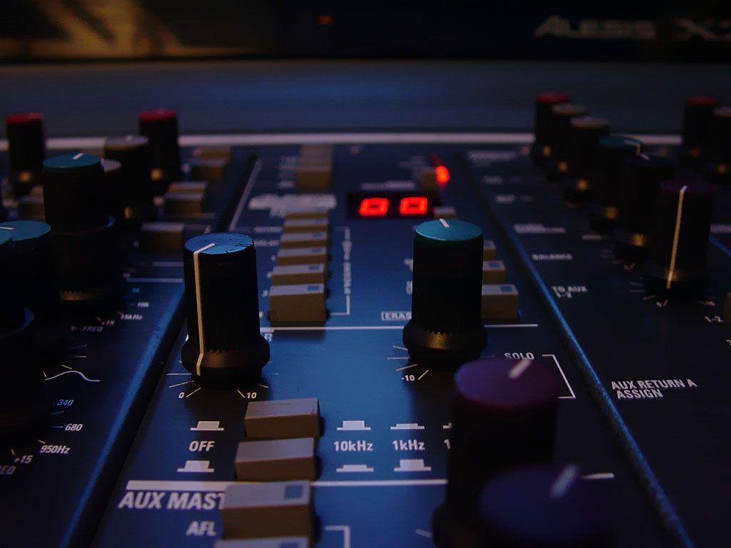 DJing Wallpapers - Top Free DJing Backgrounds - WallpaperAccess