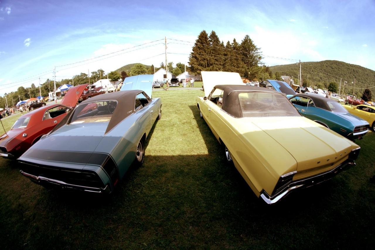 HD Mopar Wallpapers - Top Free HD Mopar Backgrounds - WallpaperAccess