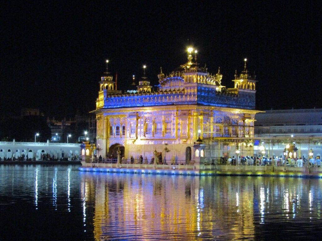 Golden Temple Night Wallpapers - Top Free Golden Temple Night ...