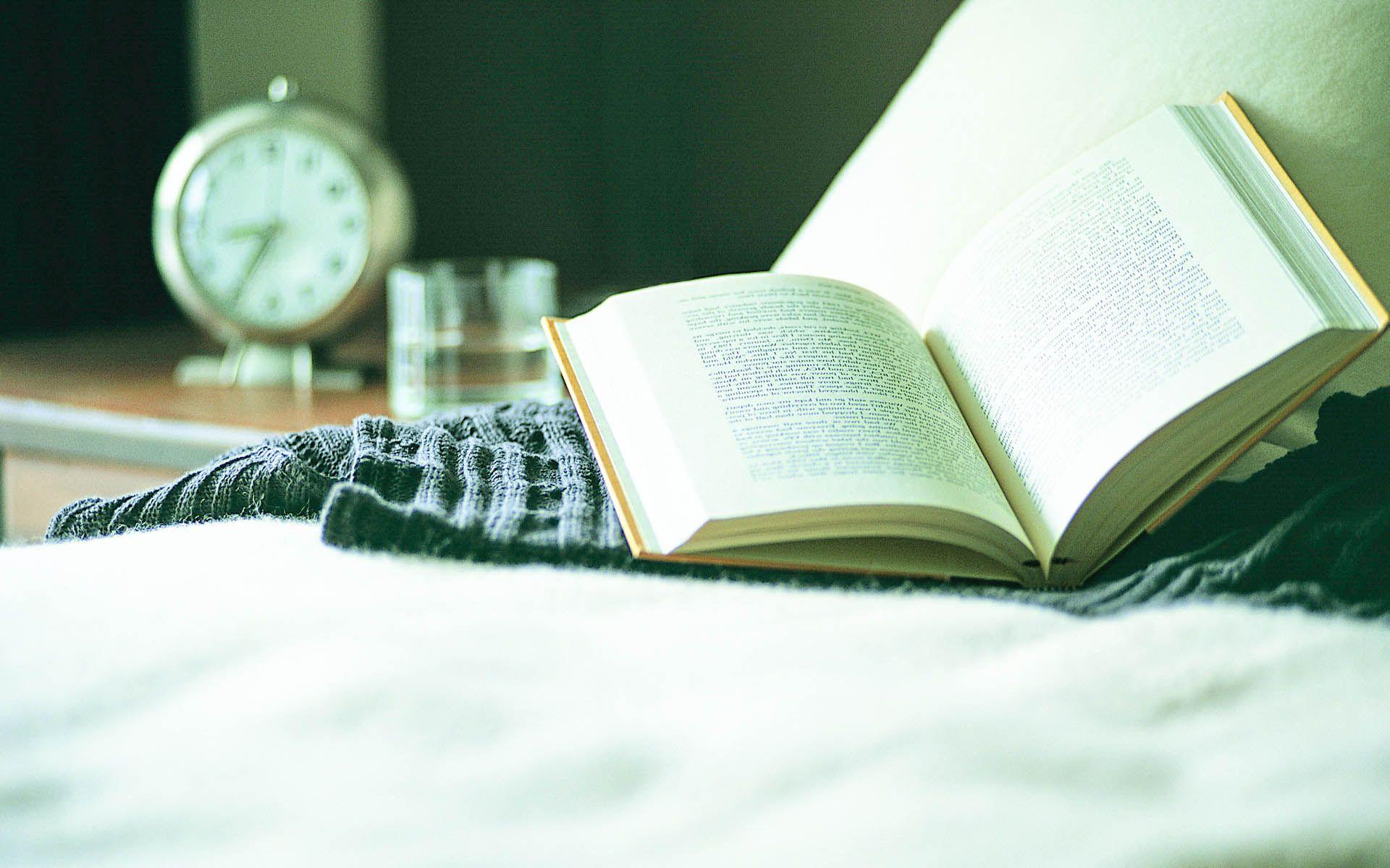 Beautiful Books Wallpapers - Top Free Beautiful Books Backgrounds ...