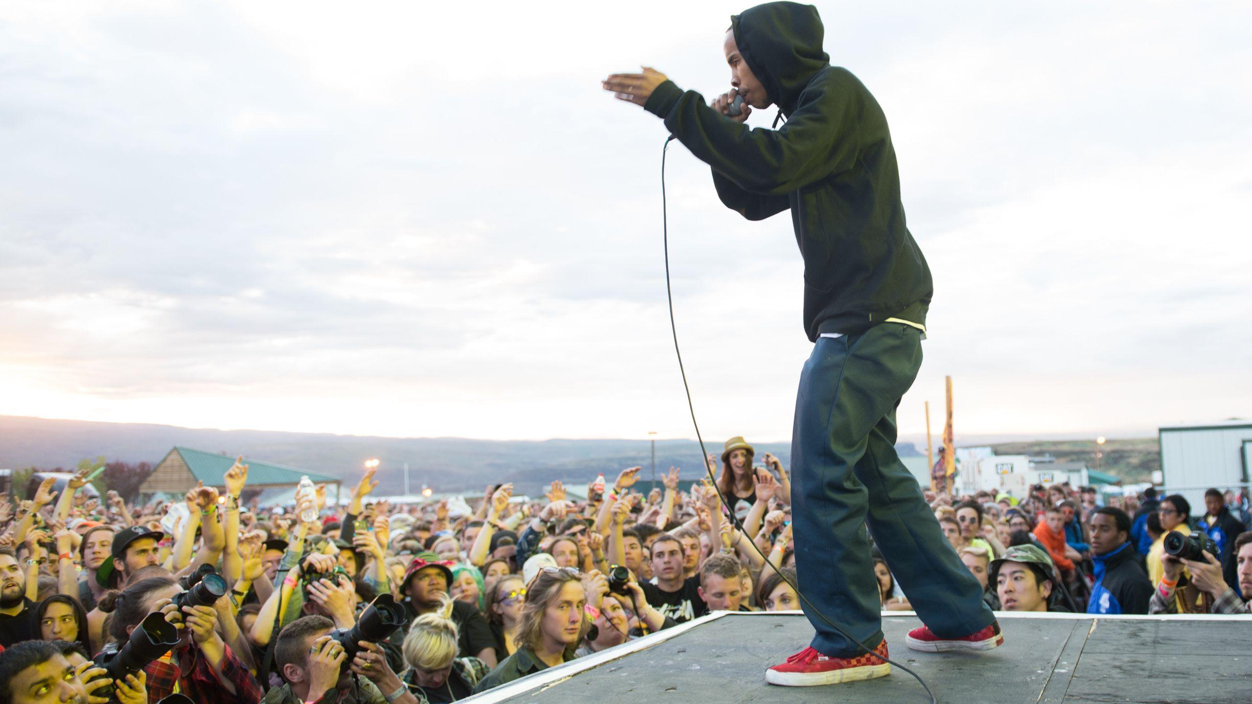 Rap Concert Wallpapers - Top Free Rap Concert Backgrounds - WallpaperAccess