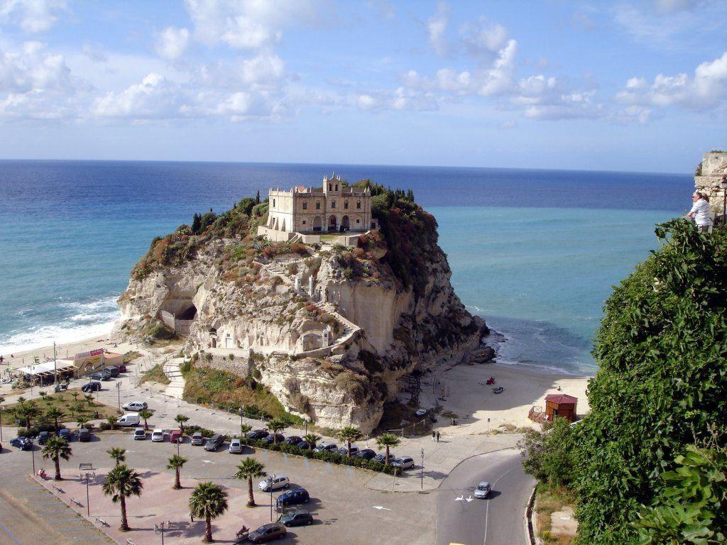 Calabria Wallpapers - Top Free Calabria Backgrounds - WallpaperAccess