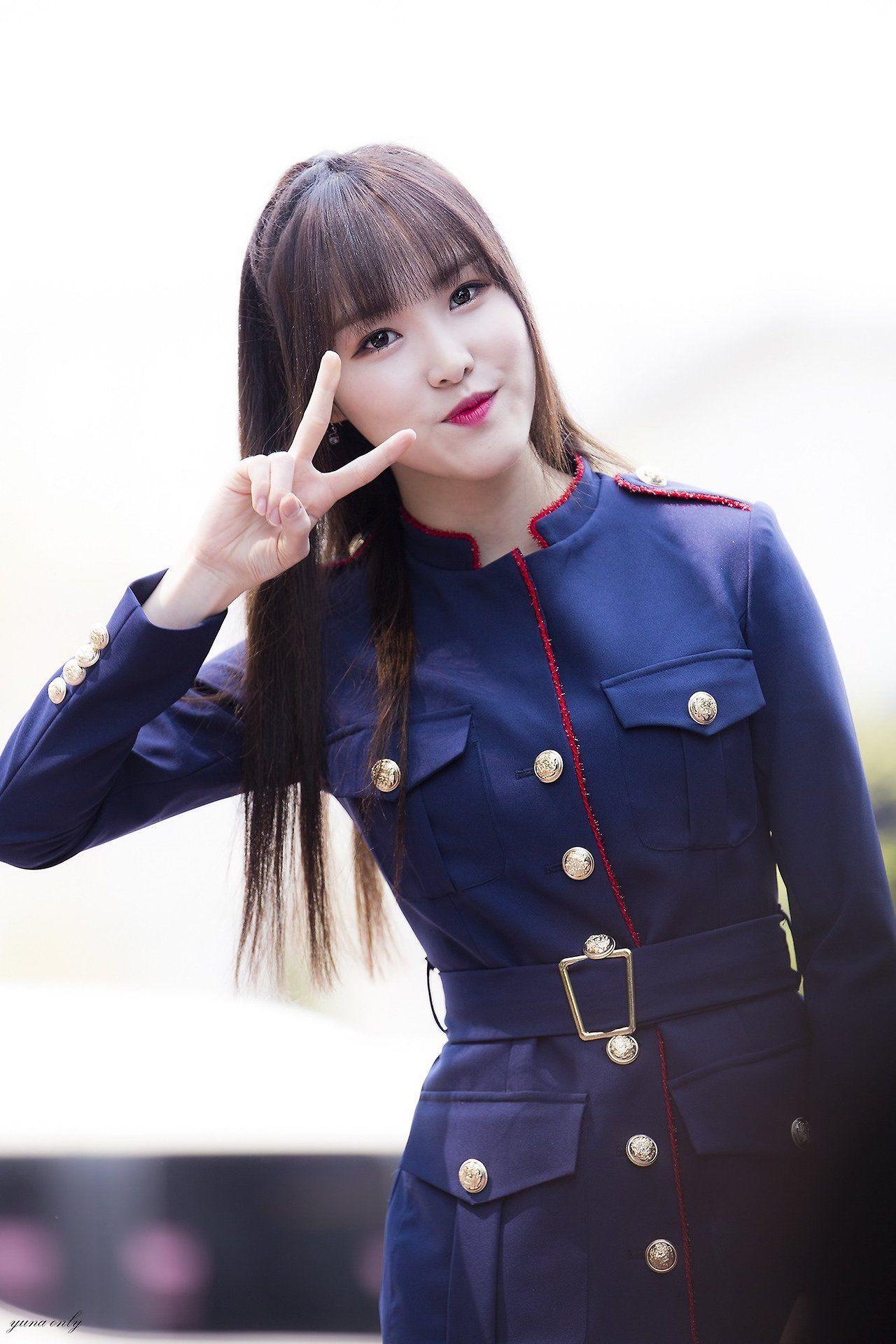 Yuju Wallpapers - Top Free Yuju Backgrounds - WallpaperAccess