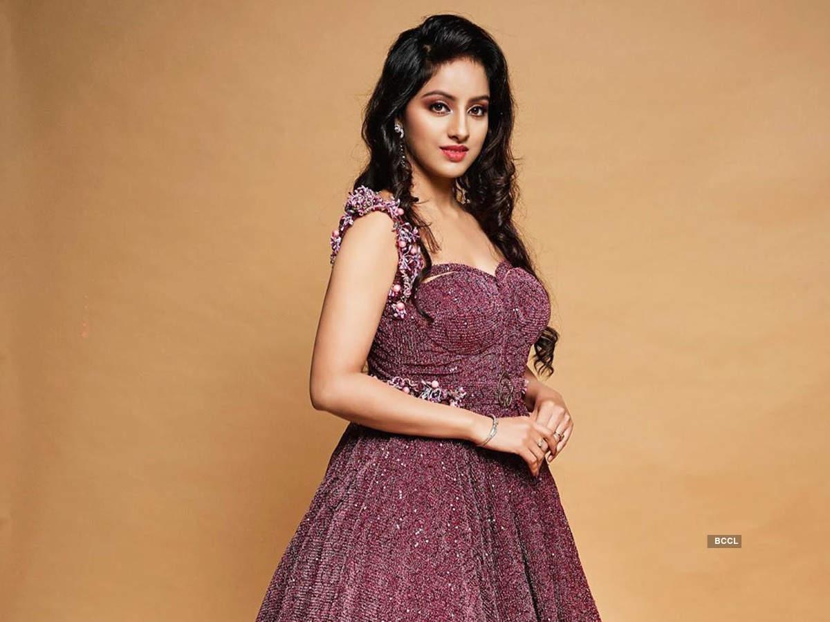 Deepika Singh Wallpapers - Top Free Deepika Singh Backgrounds - WallpaperAccess