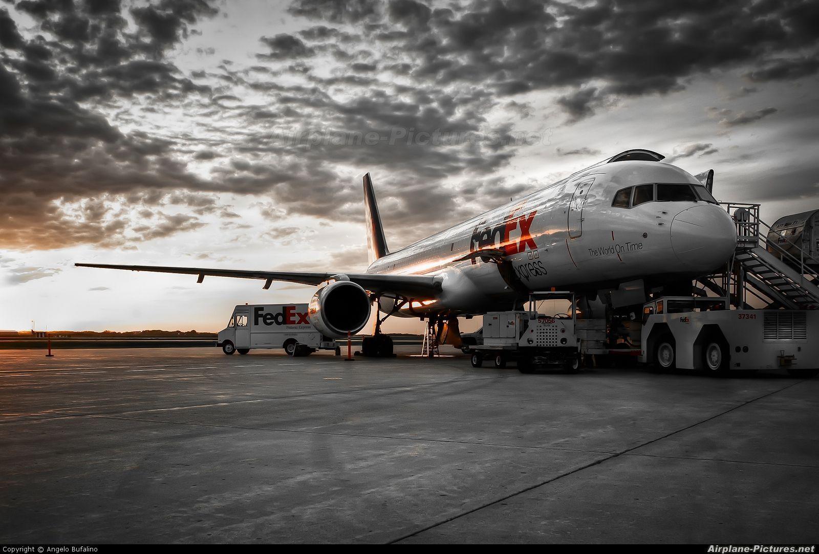 Boeing 757 Wallpapers - Top Free Boeing 757 Backgrounds - WallpaperAccess