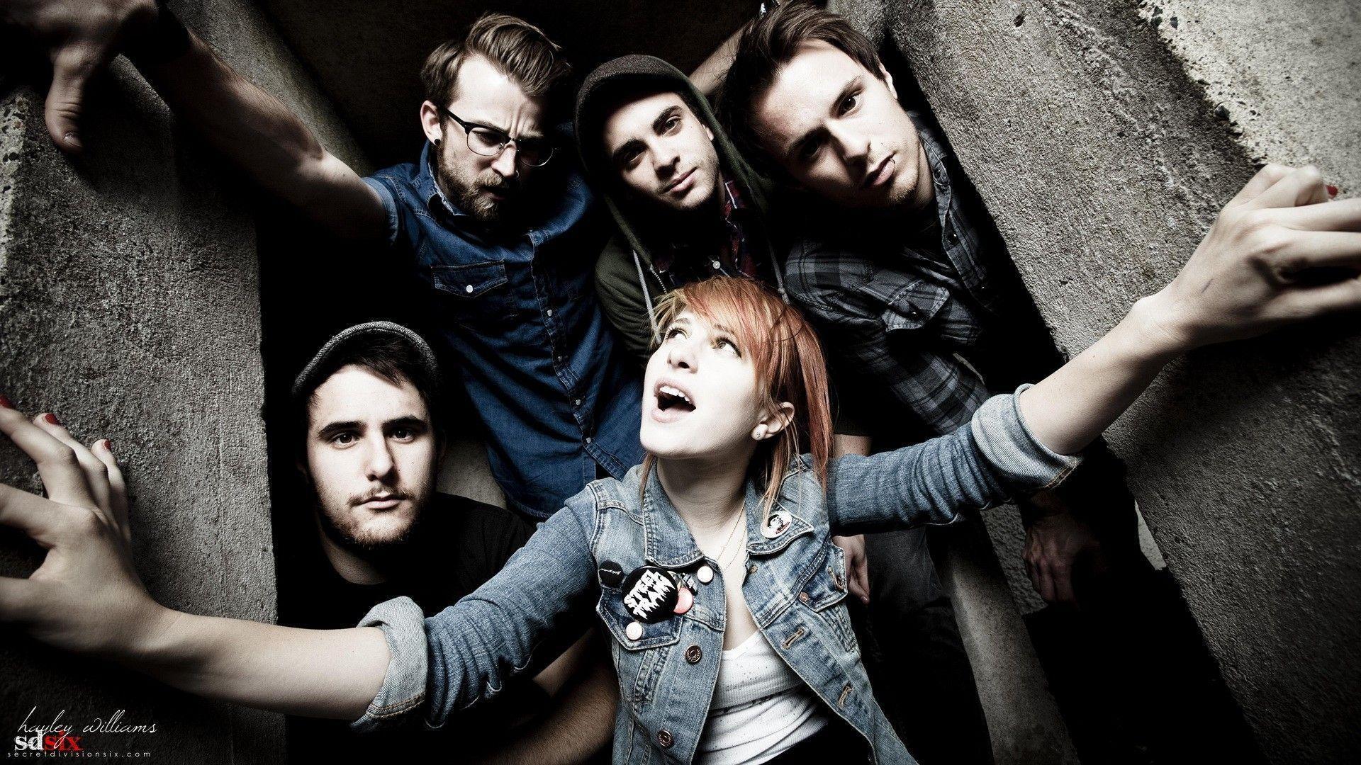 Paramore Desktop Wallpapers - Top Free Paramore Desktop Backgrounds - WallpaperAccess
