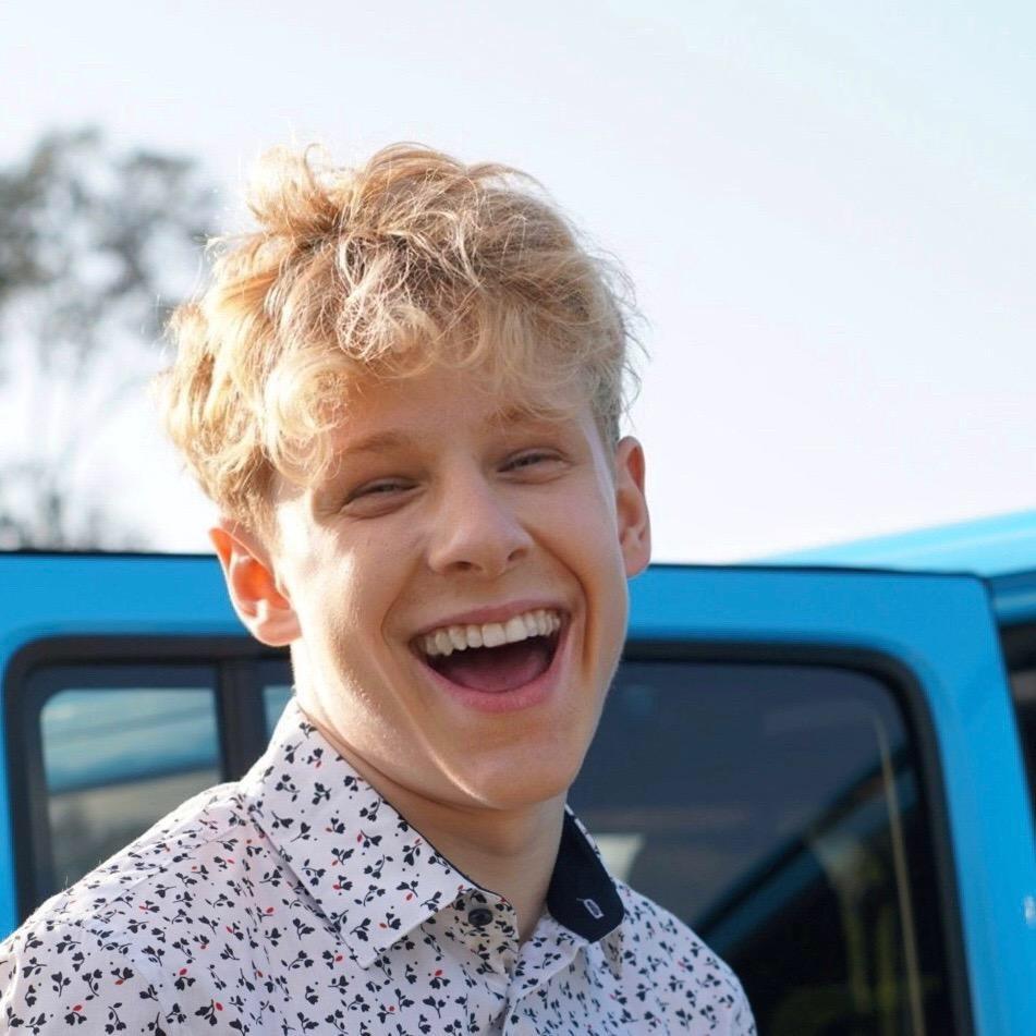 Lev Cameron Wallpapers - Top Free Lev Cameron Backgrounds - WallpaperAccess