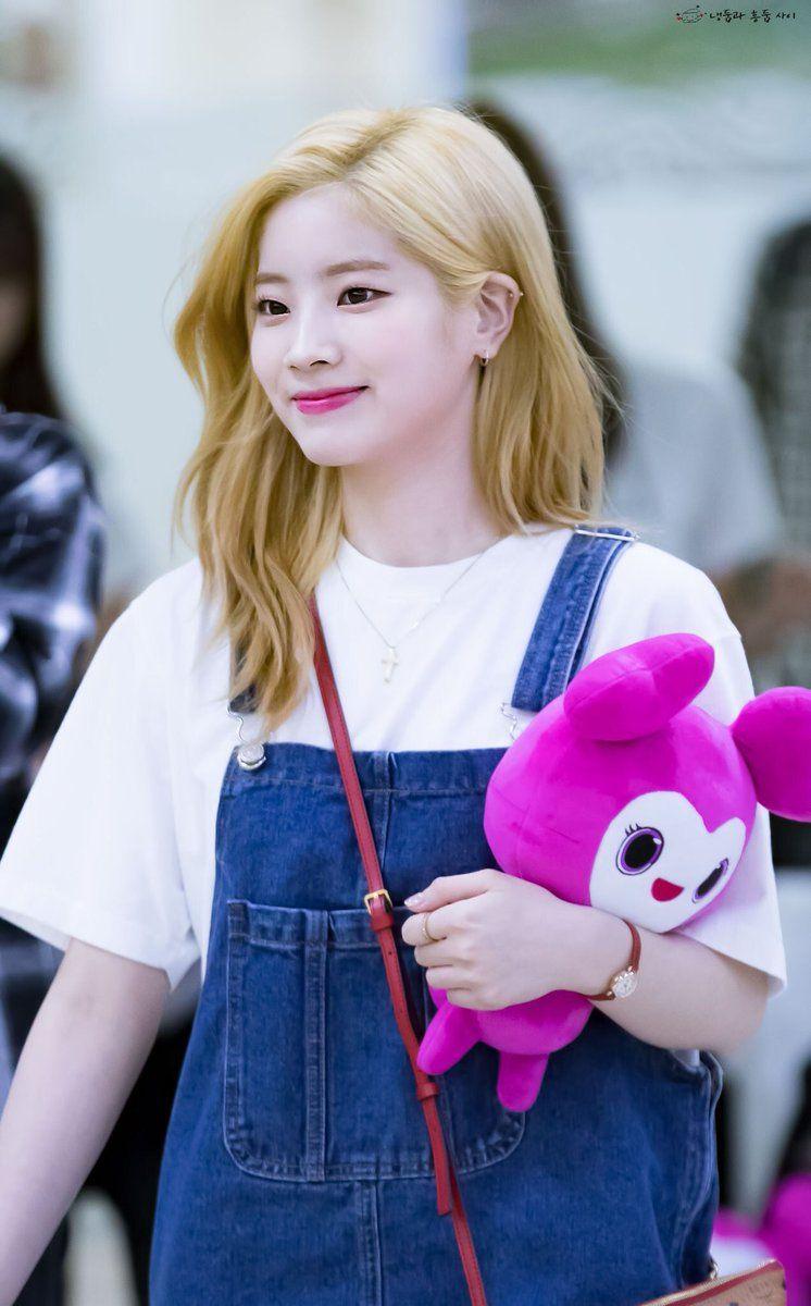 Saida Twice Wallpapers - Top Free Saida Twice Backgrounds - WallpaperAccess