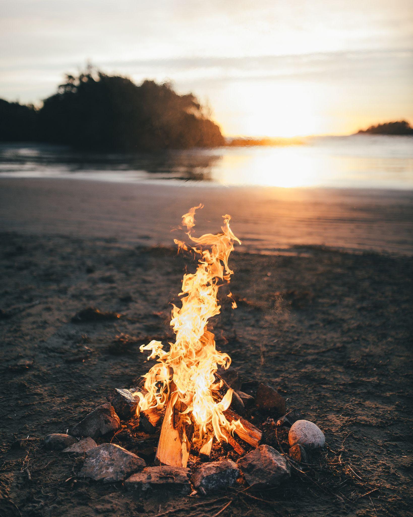 Beach Bonfire Wallpapers - Top Free Beach Bonfire Backgrounds ...
