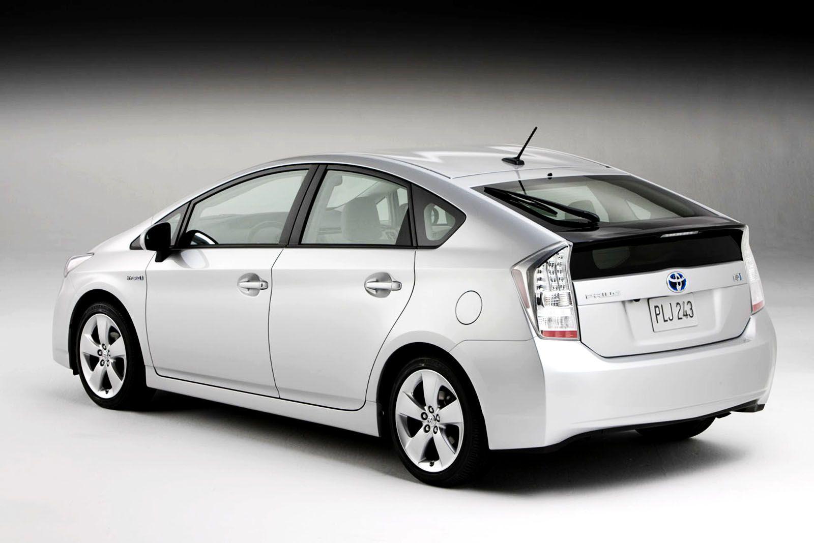 Toyota Prius Wallpapers - Top Free Toyota Prius Backgrounds ...