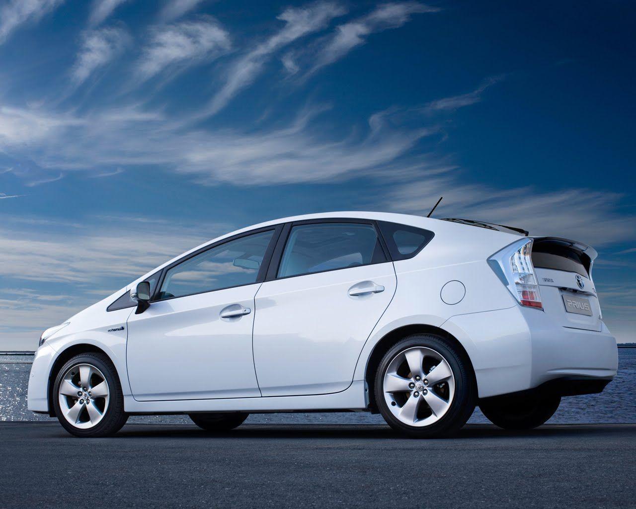 Toyota Prius Wallpapers - Top Free Toyota Prius Backgrounds ...