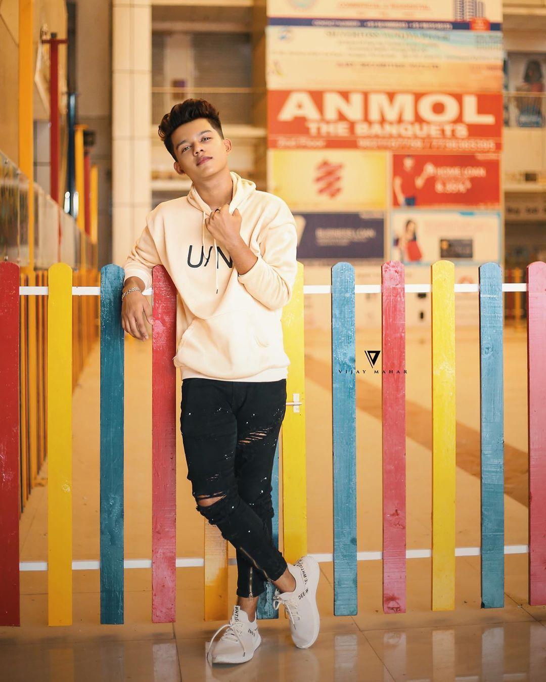 Riyaz Wallpapers - Top Free Riyaz Backgrounds - WallpaperAccess