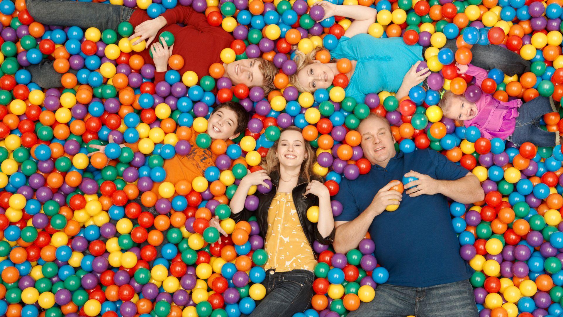 Good Luck Charlie Wallpapers - Top Free Good Luck Charlie Backgrounds ...